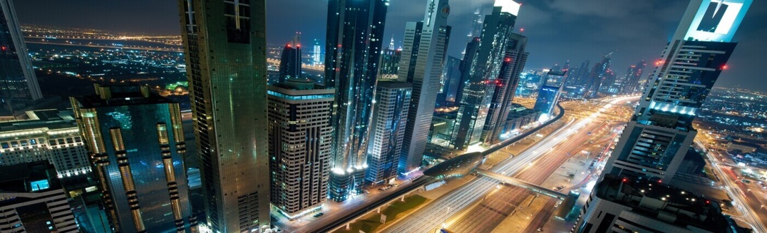 Skyscrapers - LinkedIn Background - Get some inspiration!