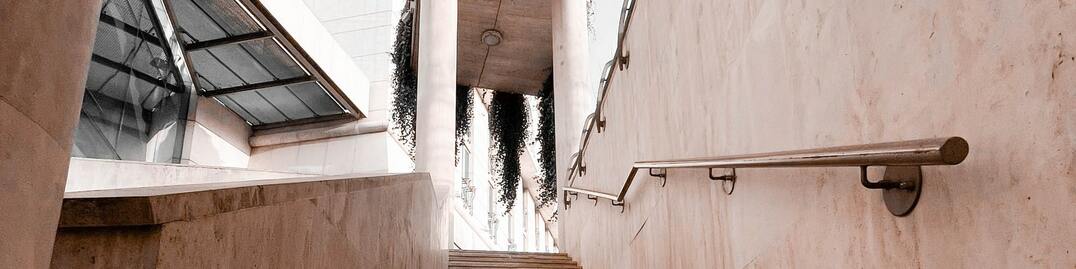 Architecture - LinkedIn Background - Get some inspiration!