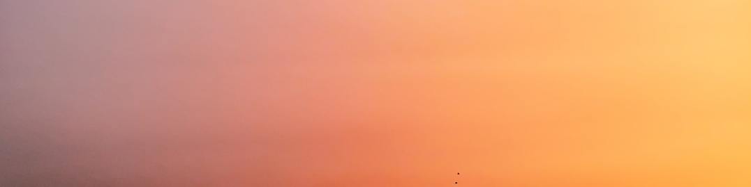 Gradient - LinkedIn Background - Get some inspiration!