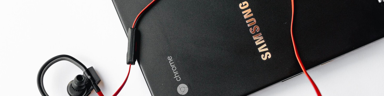 Samsung Chromebook With Headphones - LinkedIn Background - Get some ...