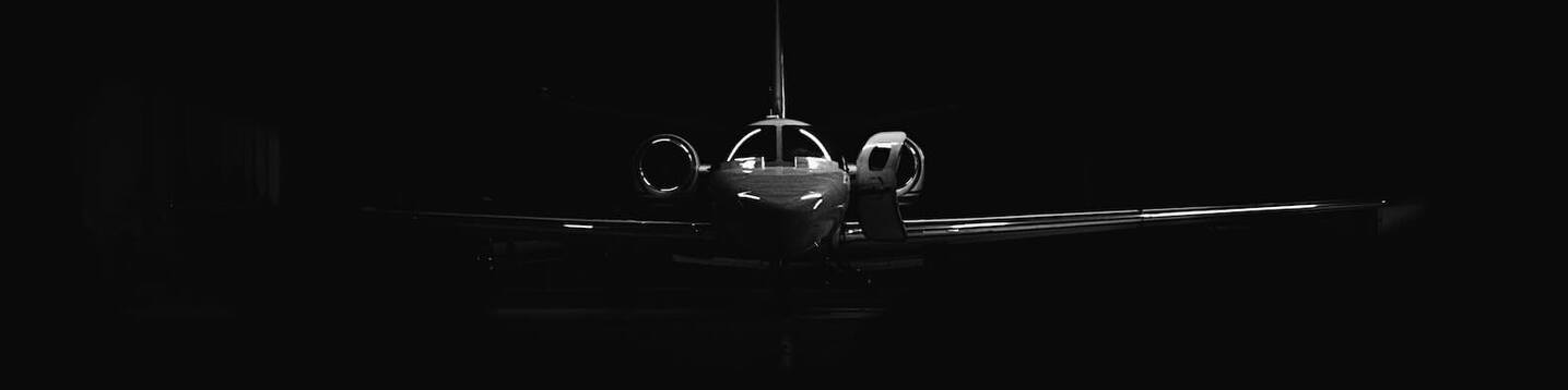 Black And White Jet - LinkedIn Background - Get some inspiration!