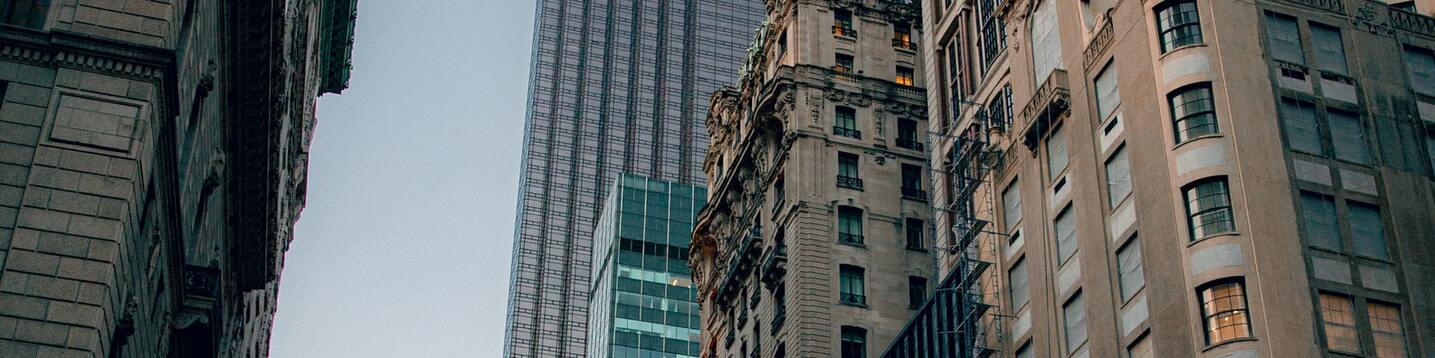 City - LinkedIn Background - Get some inspiration!