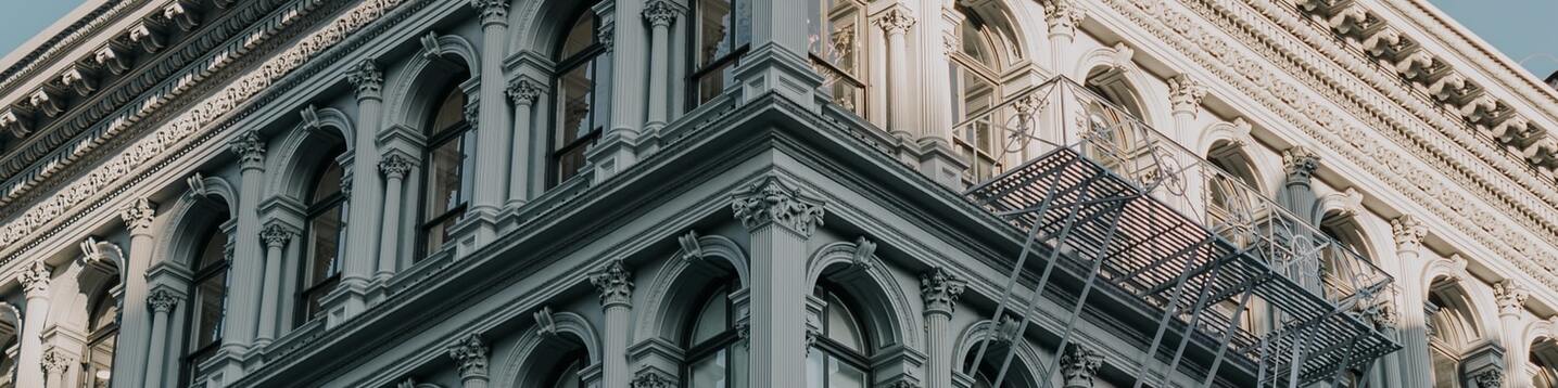 Architecture - LinkedIn Background - Get some inspiration!