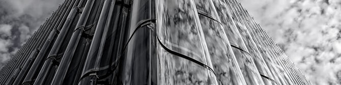 Glass Waves - LinkedIn Background - Get some inspiration!