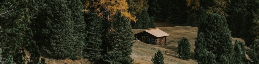 Off Grid Cabin - LinkedIn Background - Get some inspiration!