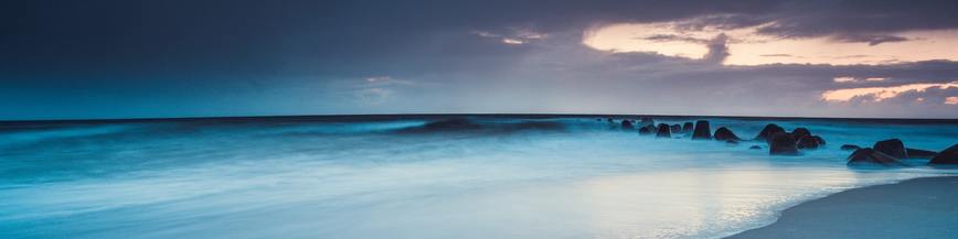 Beach - LinkedIn Background - Get some inspiration!