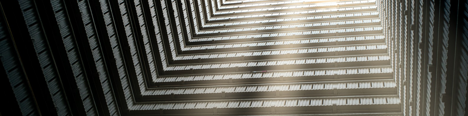 Building With Ray Of Sunlight - LinkedIn Background - Get some inspiration!