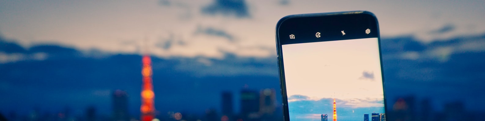 Capturing A Great View Using Mobile Phone - LinkedIn Background - Get ...