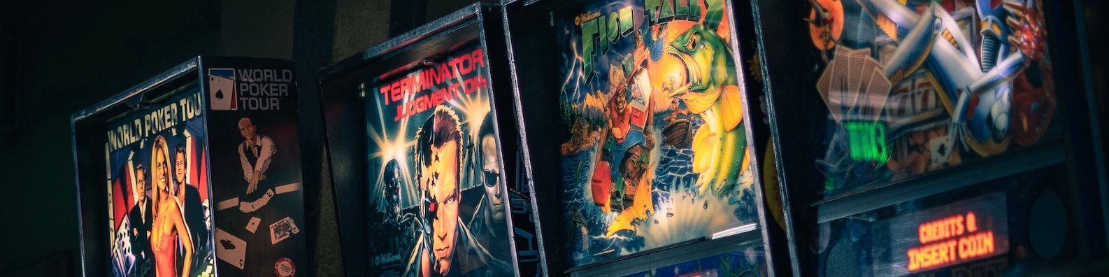 Vintage Gaming Machines - LinkedIn Background - Get some inspiration!