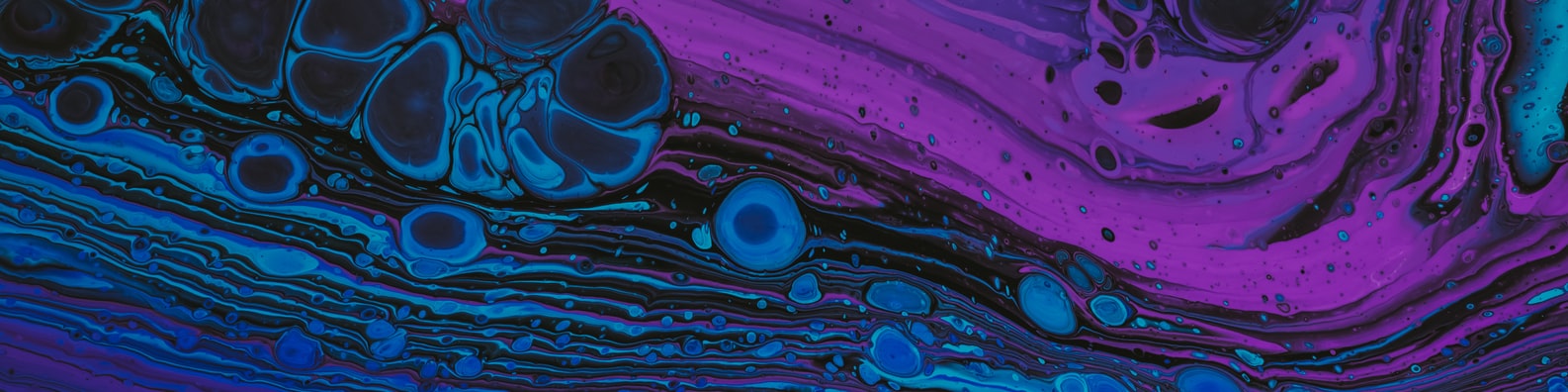 Water Painting With Bubbles - LinkedIn Background - Get some inspiration!